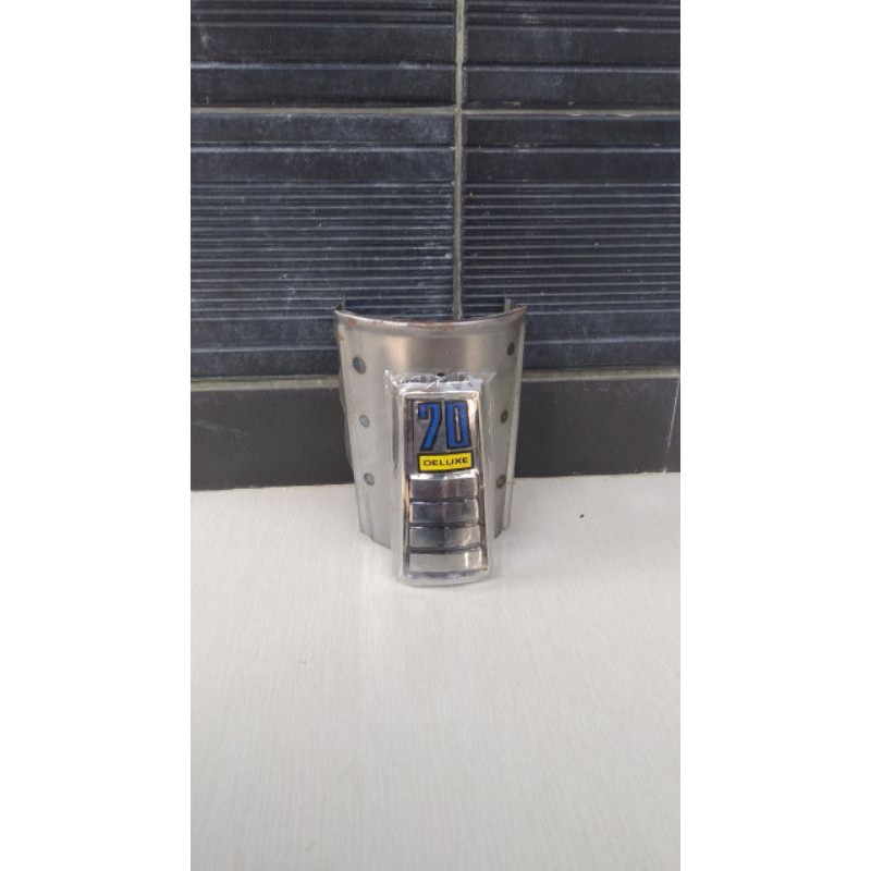 Honda C70 CHEST PANEL HONDA C70 EMBLEM SET | Shopee Malaysia