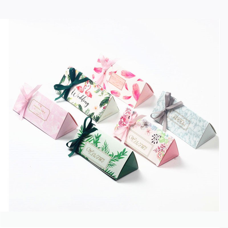 100pcs Triangular Brick Paper Candy Box Wedding Gift Boxes for Guests ...