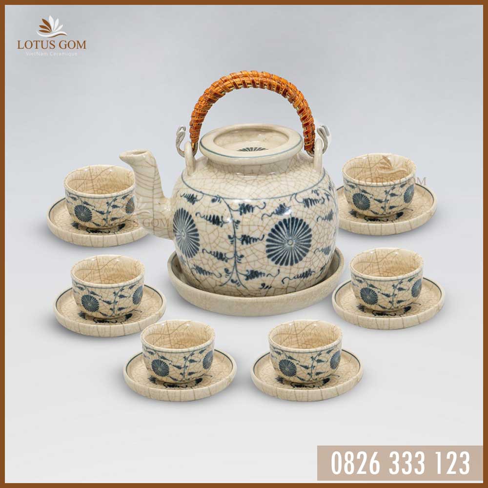 Set Of Bat Trang Yeast Teapots Cracked Chrysanthemum Drawing Cap ...
