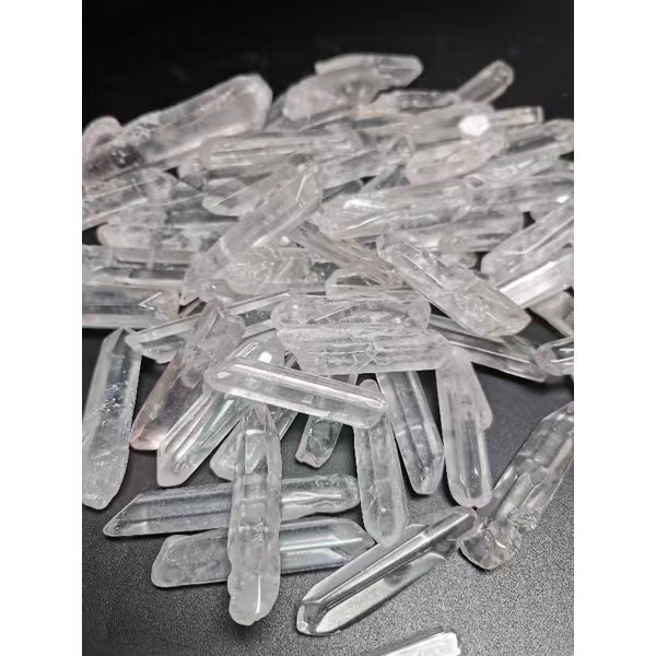 Crystal Store–Natural Clear Quartz White Crystal（6 pcs）/天然白水晶柱（六支装 ...
