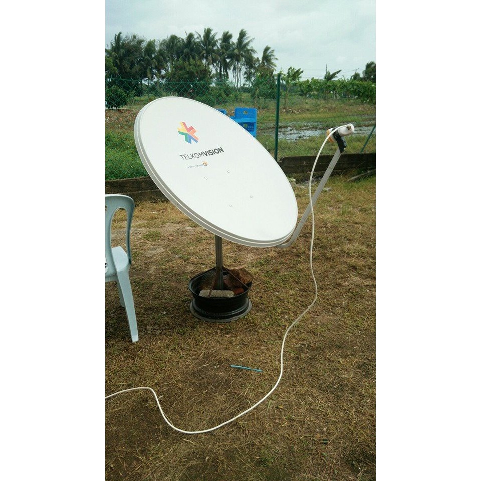 [ READY STOCK ] Satellite Dish High Quality Offset 90 cm with mounting ...