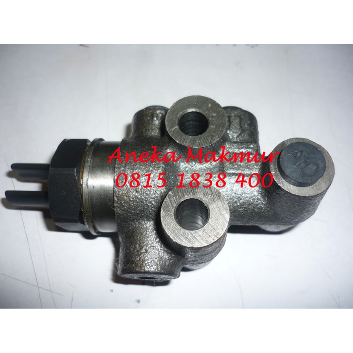 Brake Fluid Divider / Brake Valve Assy Kijang Grand | Shopee Malaysia