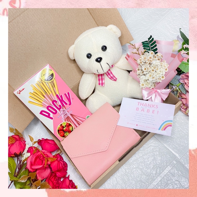 Gift Box/Hampers Graduation Birthday Pocky Teddy Bear And Mini Bouquet ...