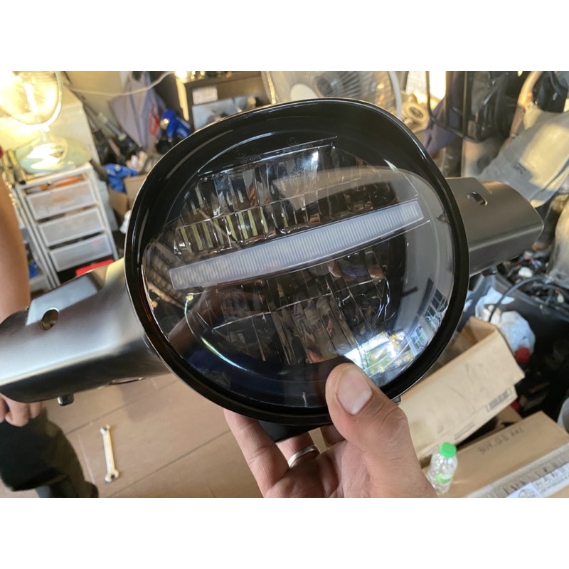 LED headlight Vespa GTS300 HPE | ready stock | Lampu LED vespa gts300 ...
