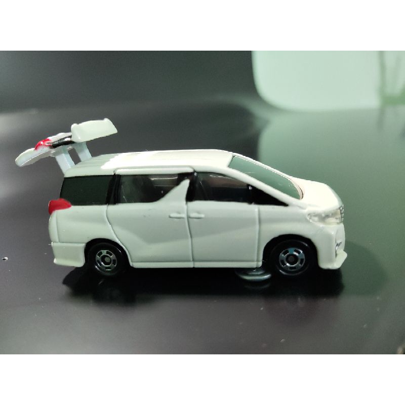 Car Model Tomica Toyota Alphacard | Shopee Malaysia