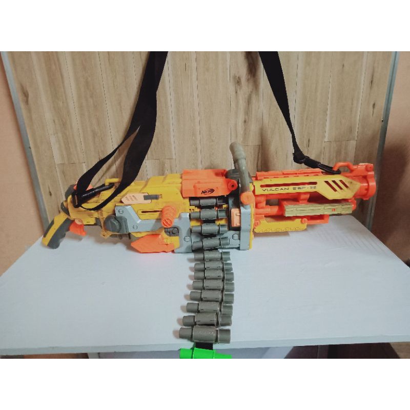 Nerf Vulcan Ebf 25 With Ammo Chain Auto Dart Blaster preloved item ...