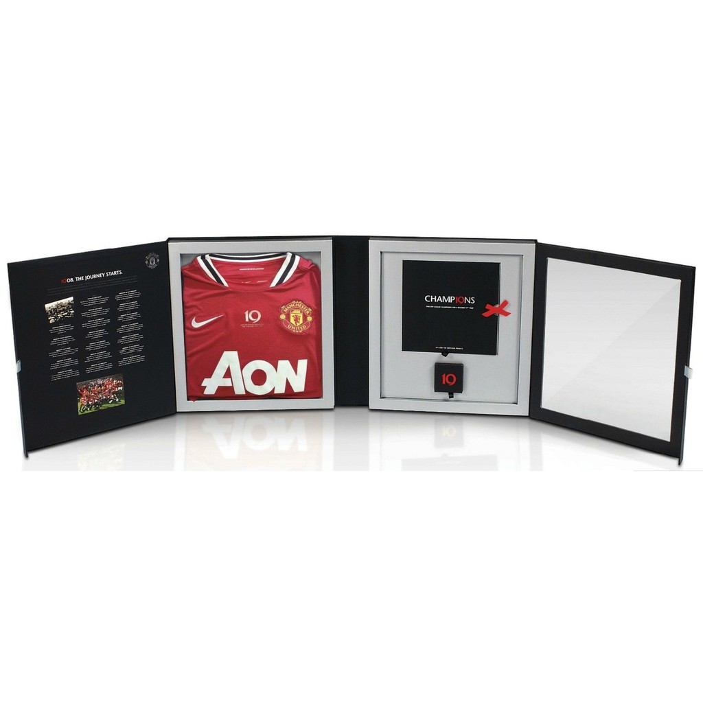 Memorabilia Box Set - Manchester United 19th Time Premier League ...
