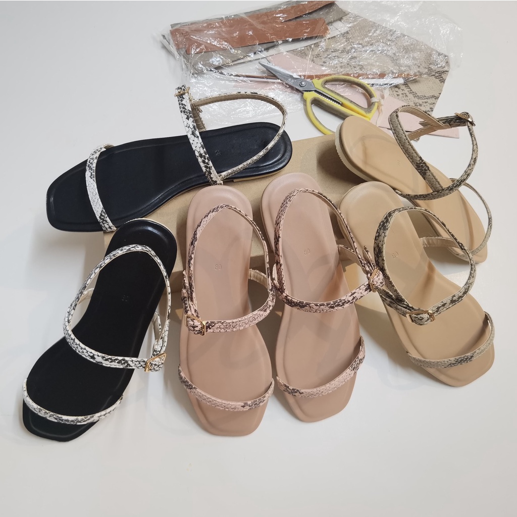 MiKS Serpiente High Quality Snake skin Animal Print Flat Sandals for ...