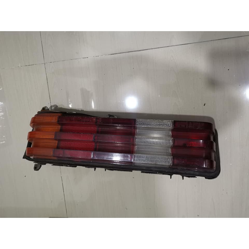 Mercedes Benz W123 Tail Light Lamp Lampu Belakang | Shopee Malaysia