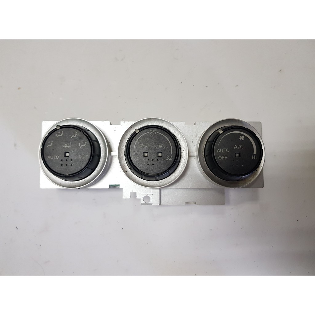 Nissan Fairlady Z33 AC Air Cond Switch Climate Control Panel 96935 ...