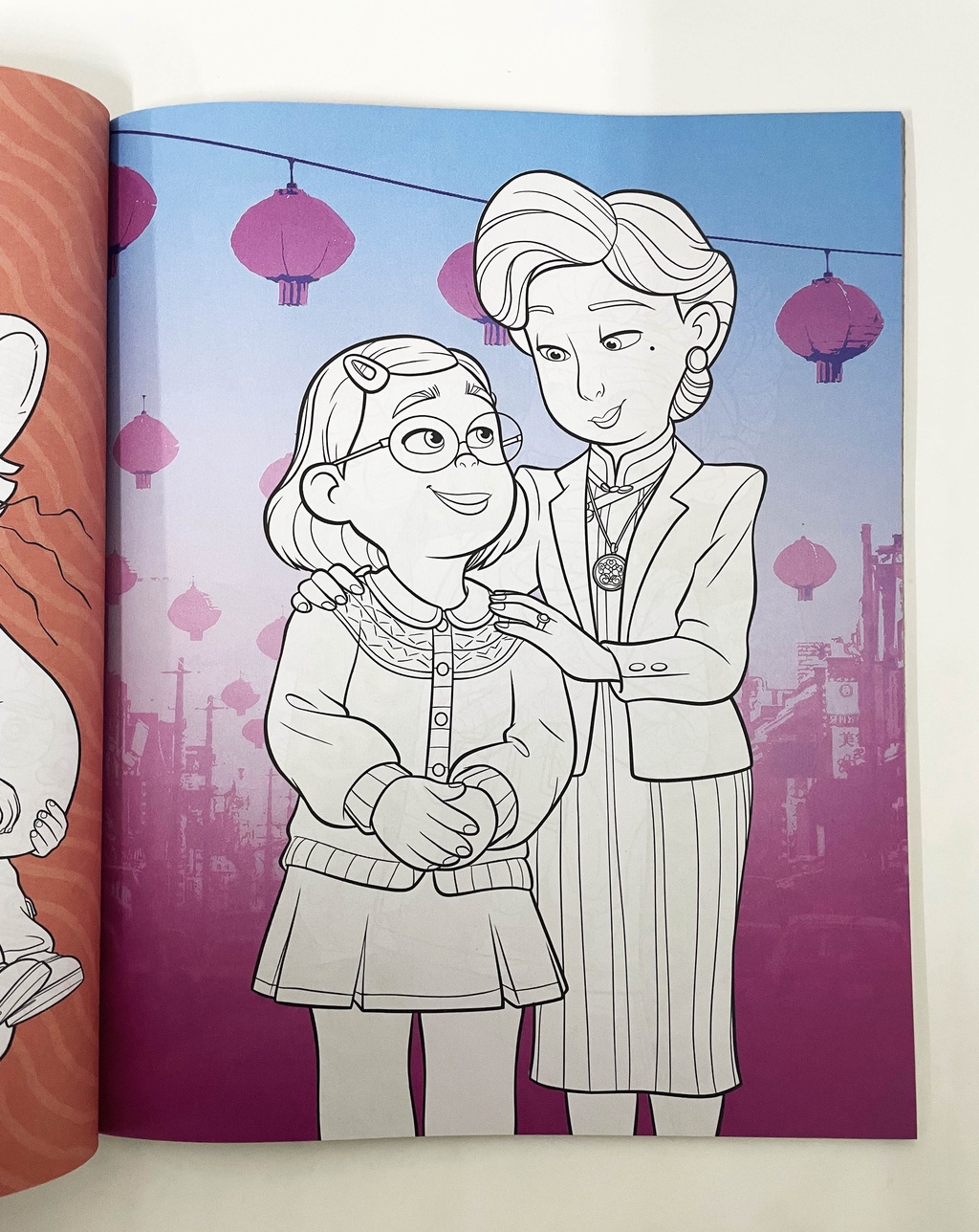 Disney Pixar Turning Red The Ultimate Colouring Book For Kids With 72 ...