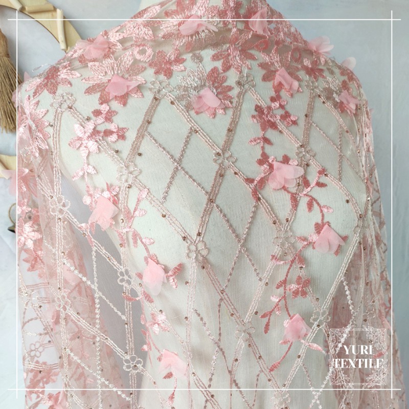 Premium Lace Fabric with 3D Flowers and Crystals / Kain Lace Bunga 3D ...