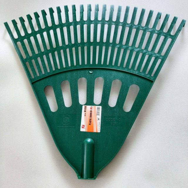 XXL Cakar Plastik / PVC Grass Raker / Garden Raker | Shopee Malaysia