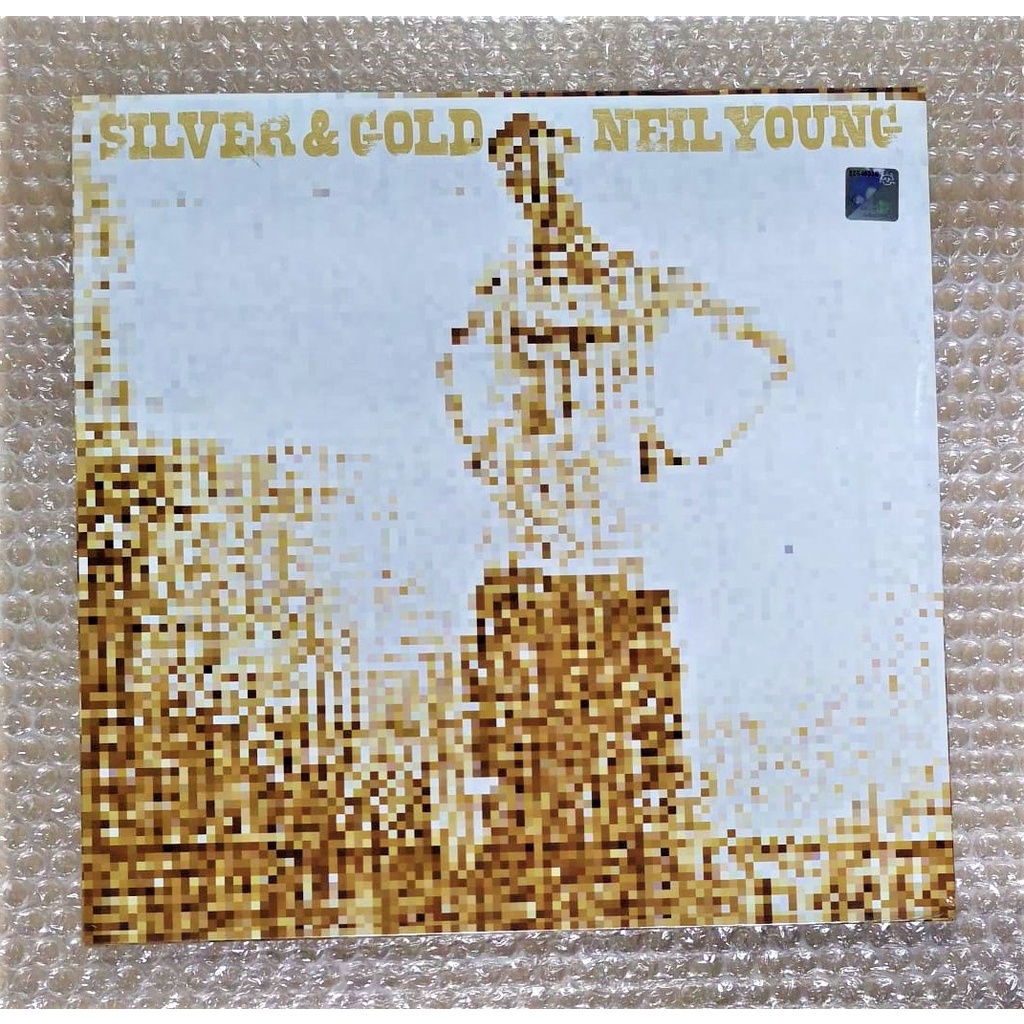 Neil Young - Silver & Gold ( Vinyl / LP ) | Shopee Malaysia