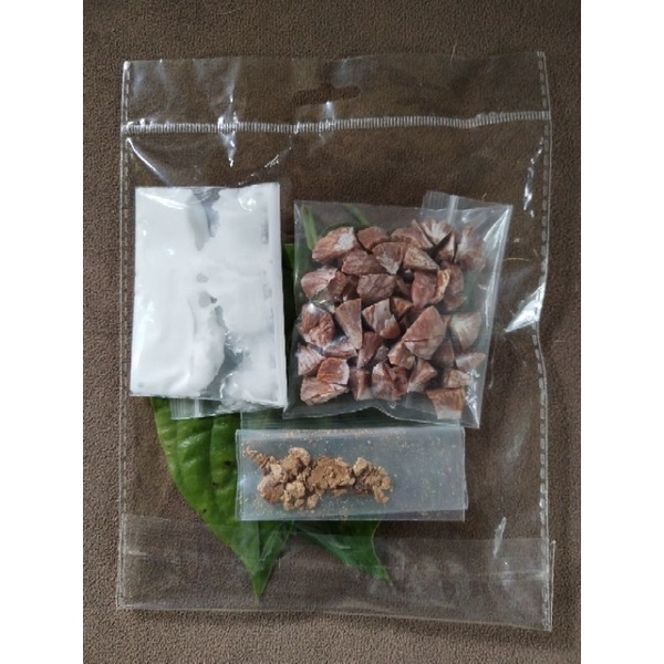 sireh pinang lemak set bundle, daun sireh, pinang kacip dadu, kapur ...