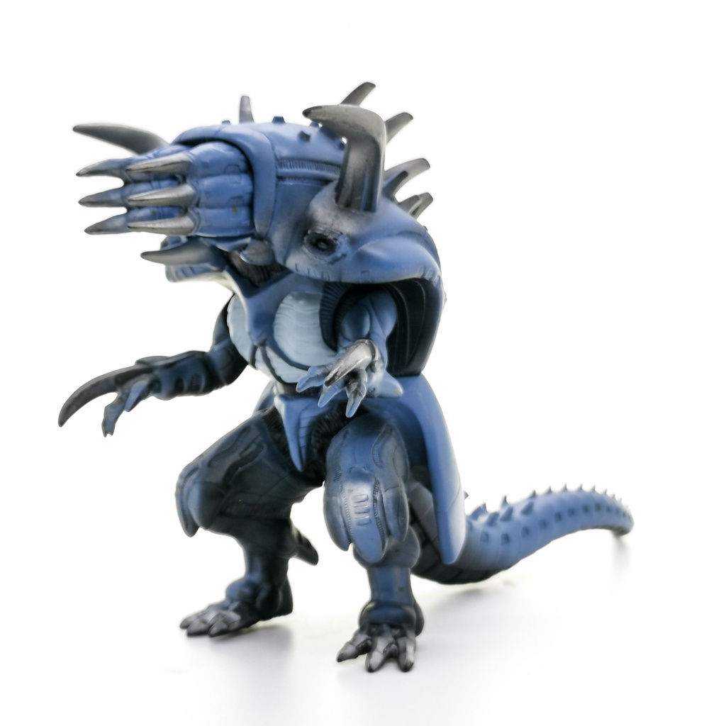 Pre Owned 6 inch Bandai UMS Gloker Rook Cosmos Ultraman Kaiju Alien ...