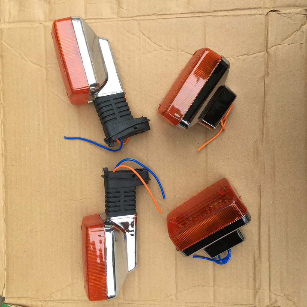 New Set Of Front And Rear Turn Signals For Cup 82 Dd And Cub 82 Cars