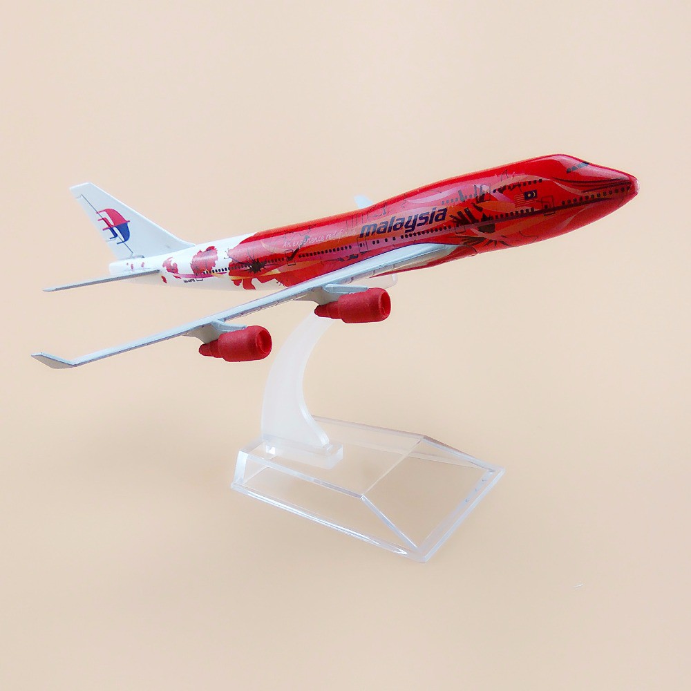 Malaysia Airlines (MAS) Red Hibiscus B747 Aircraft Model 16cm Die-cast ...