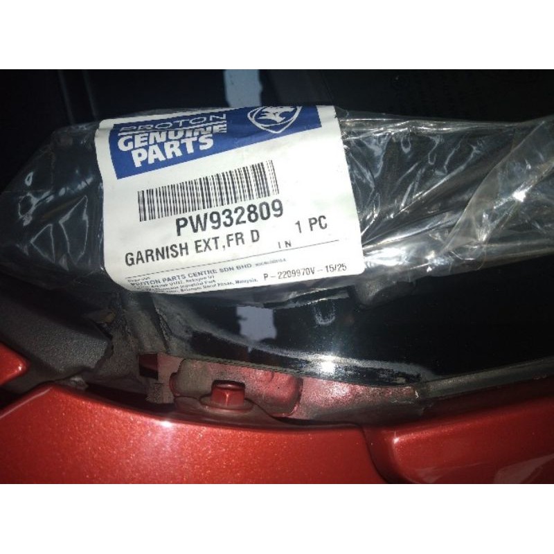 ORIGINAL PROTON IRIZ WIPER PANEL COVER HOOD HINGE COVER | Shopee Malaysia