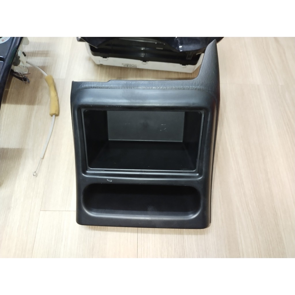 **Original Black Marble & Walnut Daihatsu L9 Kenari Move RS Panel Meter ...