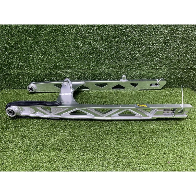 Y15ZR CNC SWING ARM (CUTTING HYPERTECH) +2inch MONSTER HUNTER | Shopee ...