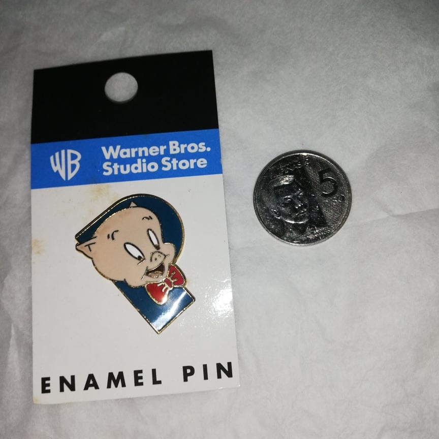 Warner Bros Studio Store 1999 Enamel Pin Exclusive Porky Pig Letter P ...