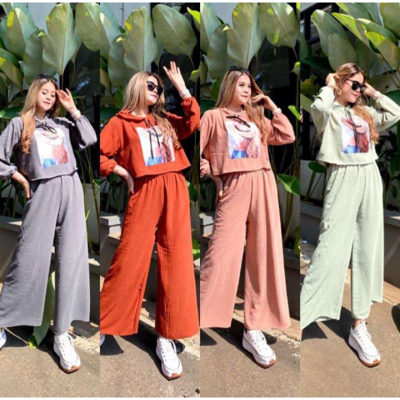 One Set Crop Polos Airflow Viral New Korea Style | Crinkle Women's Suit ...