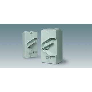 ISOTECH 3 POLE WEATHERPROOF ENCLOSURE ISOLATOR 20A, 35A, 63A | Shopee ...