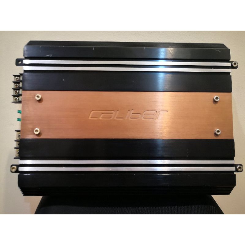 PERLU PEMBAIKAN CALIBER 4 CHANNEL MOSFET POWER AMPLIFIER 1800 WATTS ...