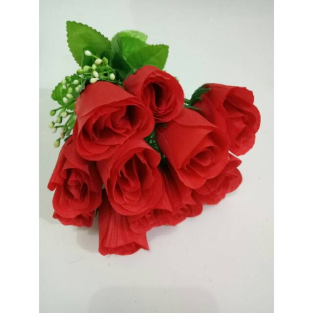 MERAH Red Rosebud (12pcs) | Shopee Malaysia