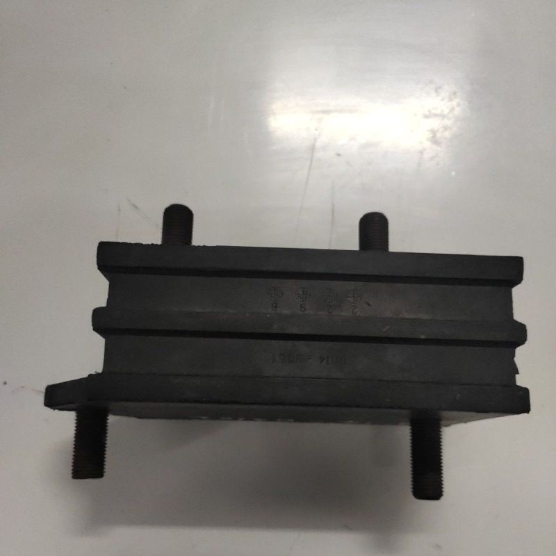 FUSO 8DC2/6DC2/6DC2D/MIT230 engine mounting REAR *31114-03102 (ME061079 ...