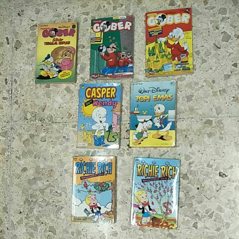 Walt disney Donald Duck Richie Rich Casper and wendy Uncle Scrooge book ...