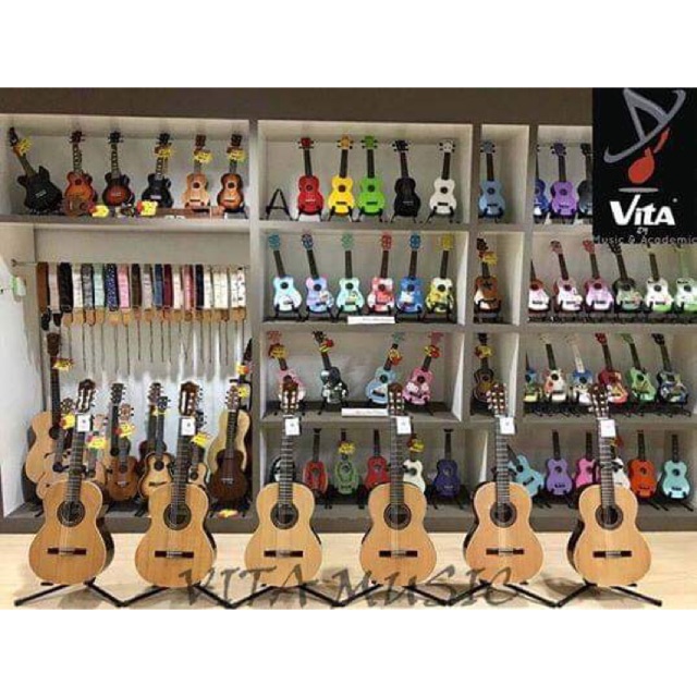 Classical Guitar Cuenca Model 10 - Made in Spain | Shopee Malaysia