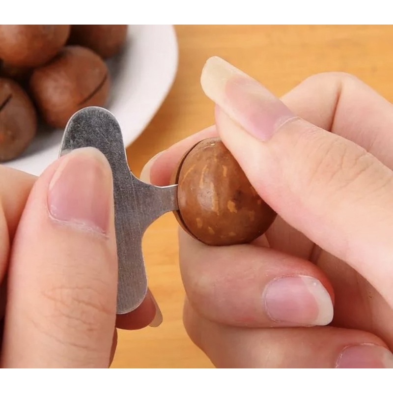 Opener/Kunci - Pembuka Macadamia - Key to open Macadamia Nut 锁匙 ...