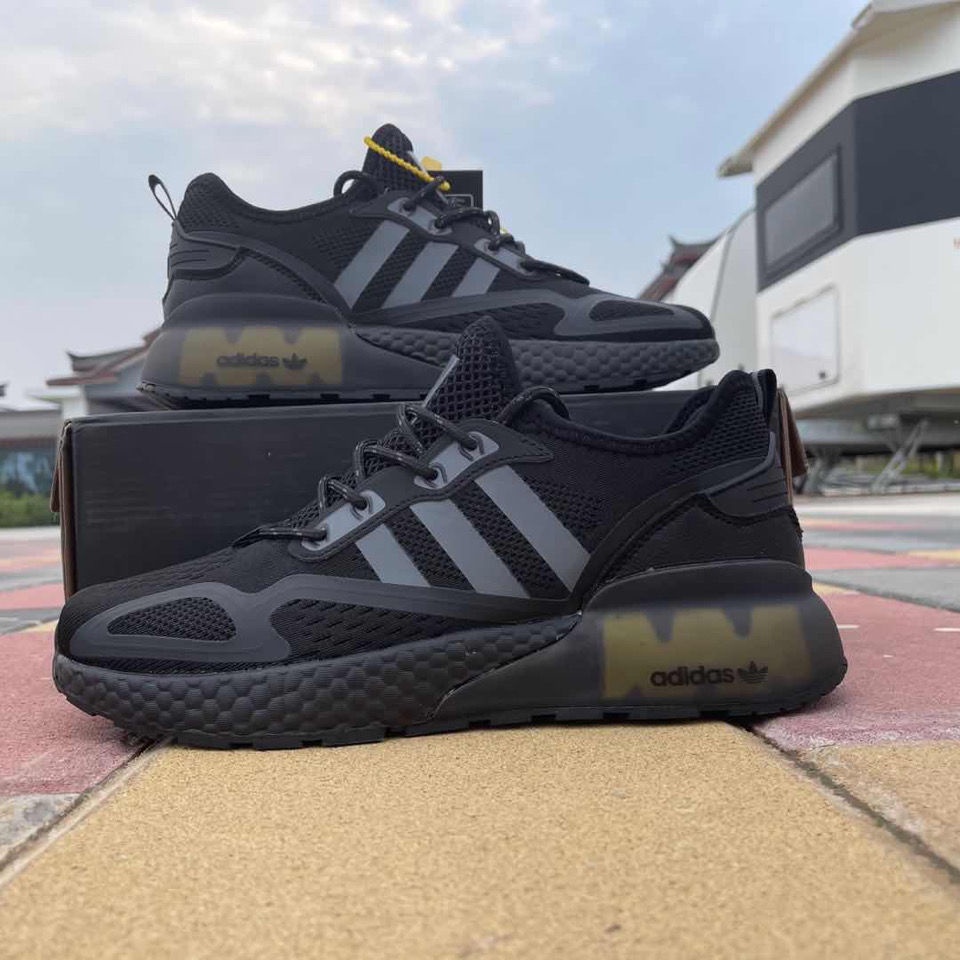 READY STOCK Adi**das Boost Men's Women's Wear Resistance Unisex Sport ...