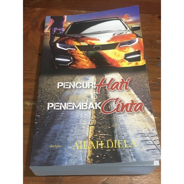 Pencuri Hati vs Penembak Cinta, Ailah Diela (preloved) | Shopee Malaysia