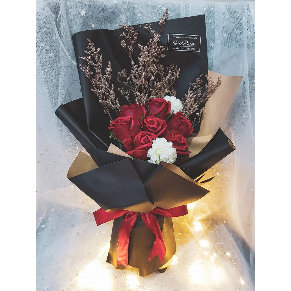 Signature Red Roses Bouquet | Shopee Malaysia