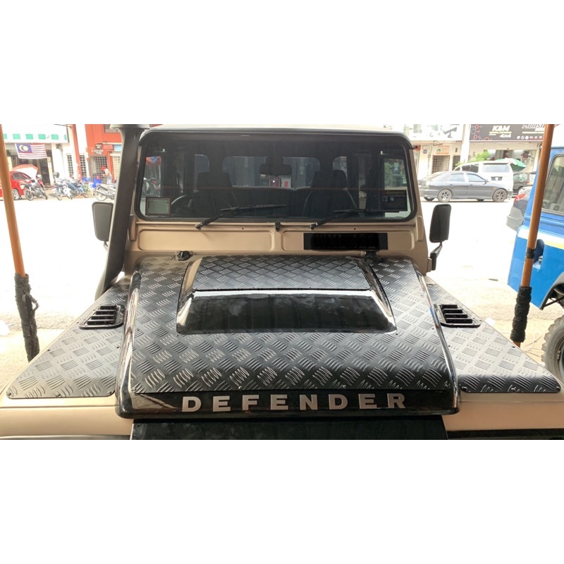 Land Rover Defender Bonnet Chequer Plate In Black Metal Bonnet Plate ...