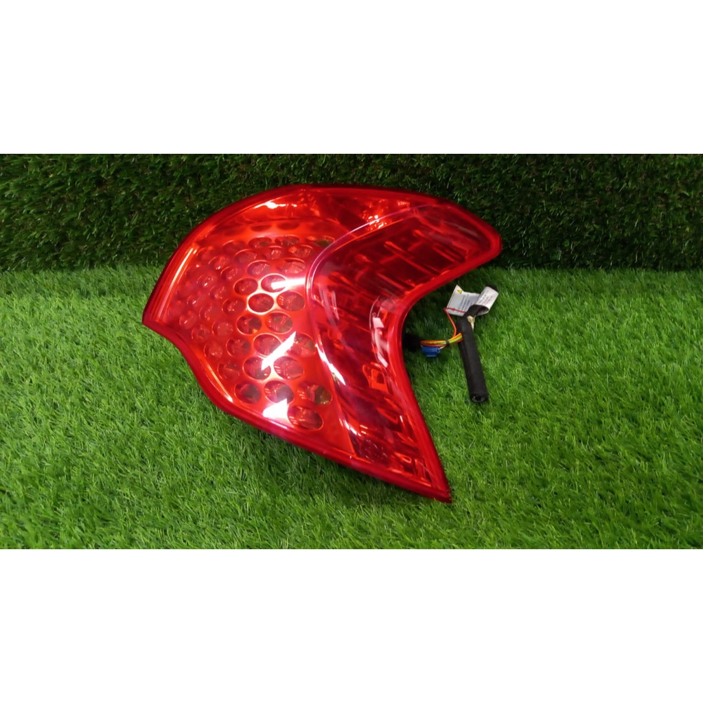 PEUGEOT 3008 TAIL LAMP RH | Shopee Malaysia