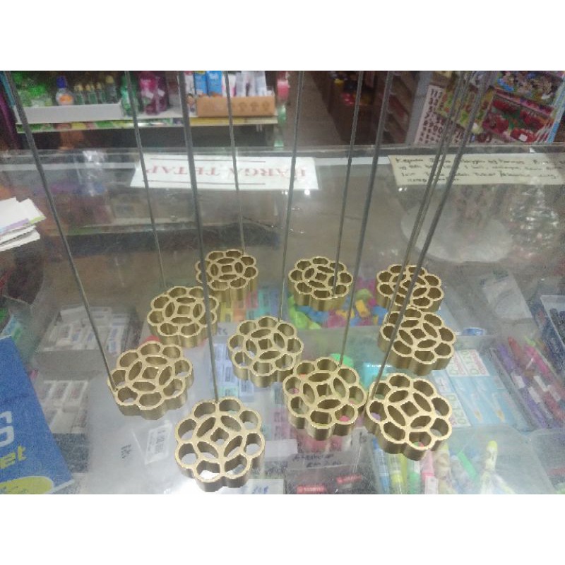 Acuan kuih Loyang mould /Rose Cookies Mould /Loyang Honeycomb Biscuits ...