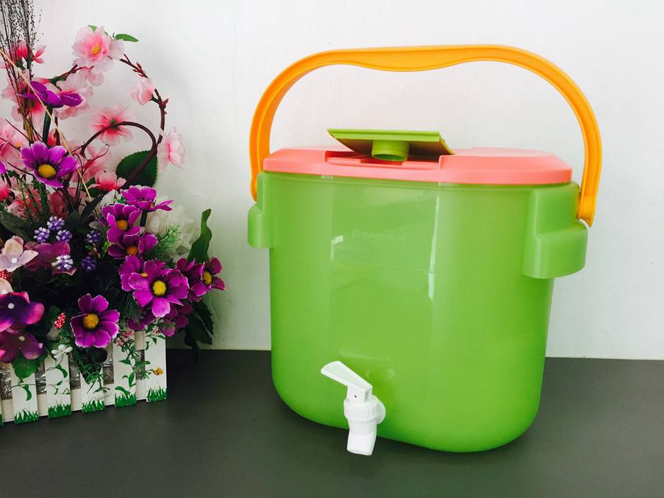 Tupperware Water Dispenser 1x8.7L (Outdoor Cooler) Penakung Air Besar ...