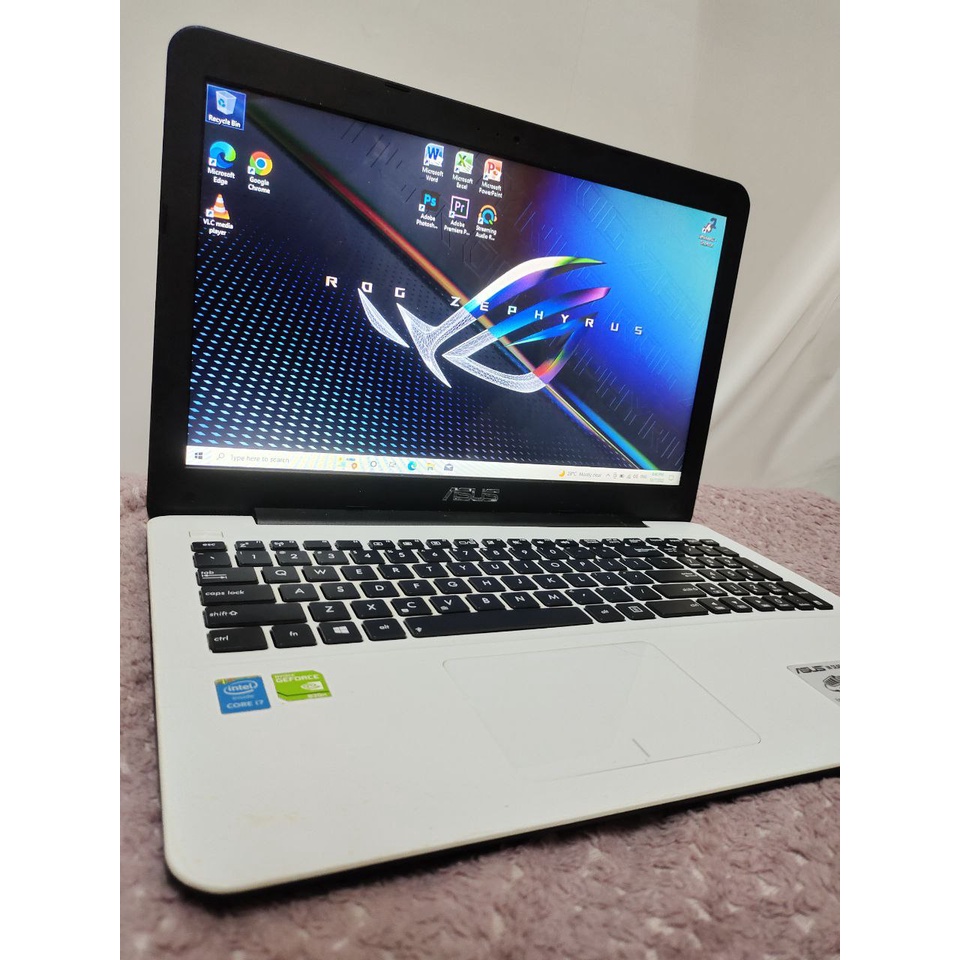 Asus A550L i7-4th generations SSD 128GB HDD1 TB Double Graphics NVIDIA ...