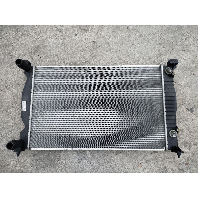 Audi A4 B7 radiator original | Shopee Malaysia
