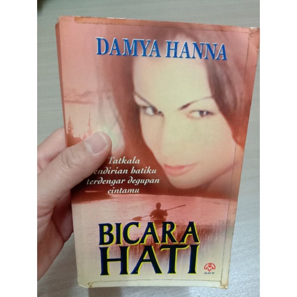 (PRELOVED) bicara hati by damya hanna | Shopee Malaysia