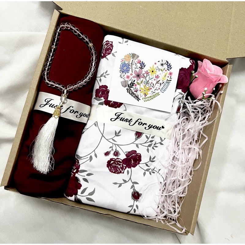 Set Surprise Gift Box Telekung / Kain telekung Viscose Printed Bunga ...