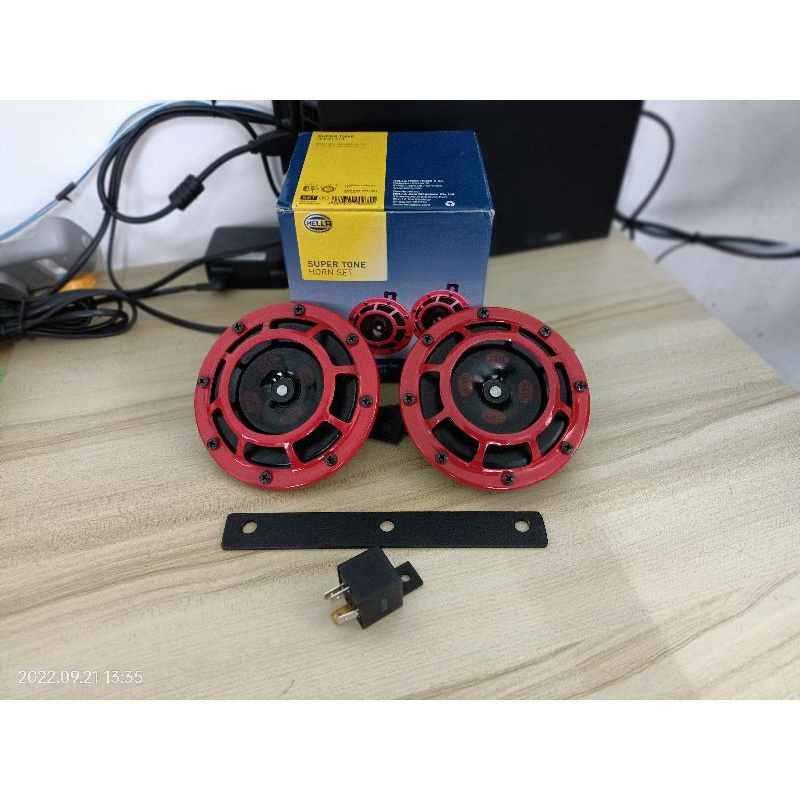 SUBARU ORIGINAL HELLA HORN WITH BRACKET BRZ , FORESTOR , WRX , STI , XZ ...