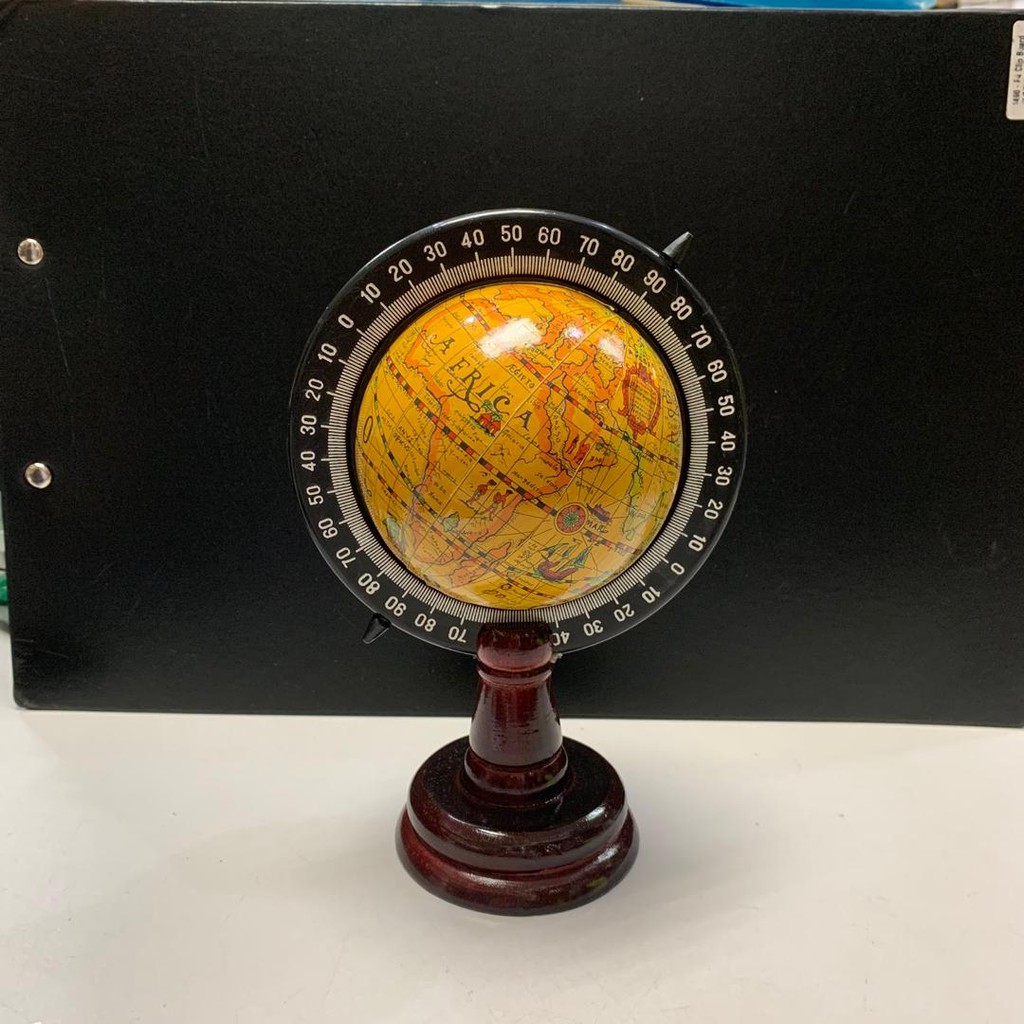 VINTAGE TABLE WORLD MAP | Shopee Malaysia
