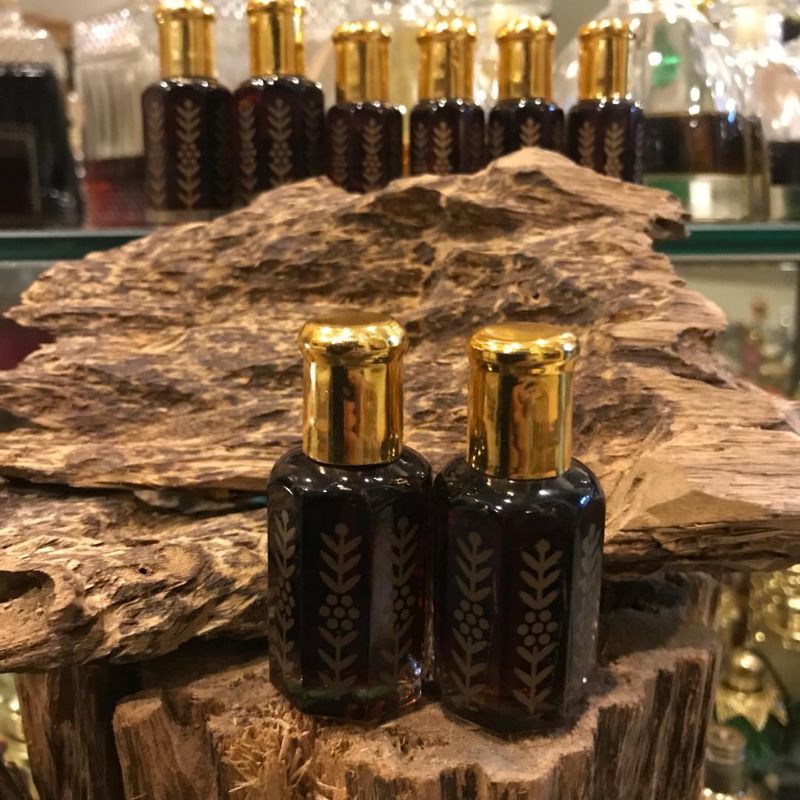 ORIGINAL MINYAK GAHARU OUDH COMBODIA & OUDH TRATT (GREAD AA) | Shopee ...