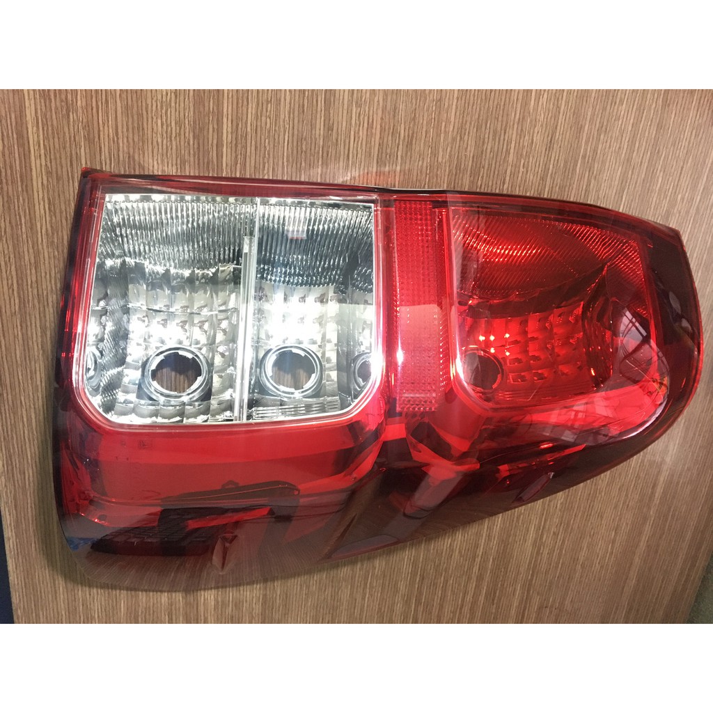Genuine Toyota Hilux Taillights 815500K261 | Shopee Malaysia