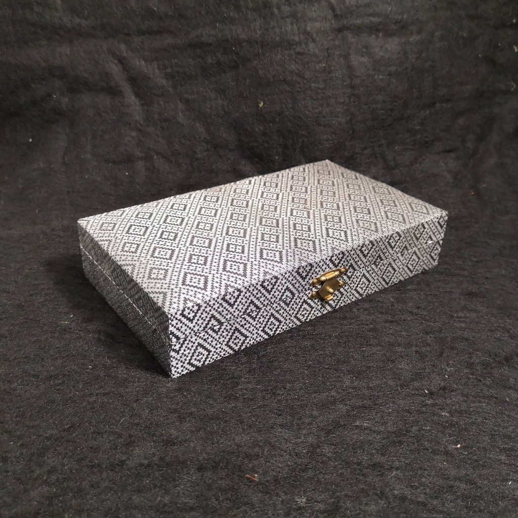 Kotak Mock Cek Replika Cek Songket Baldu Gold Silver Hitam Pink Maroon ...